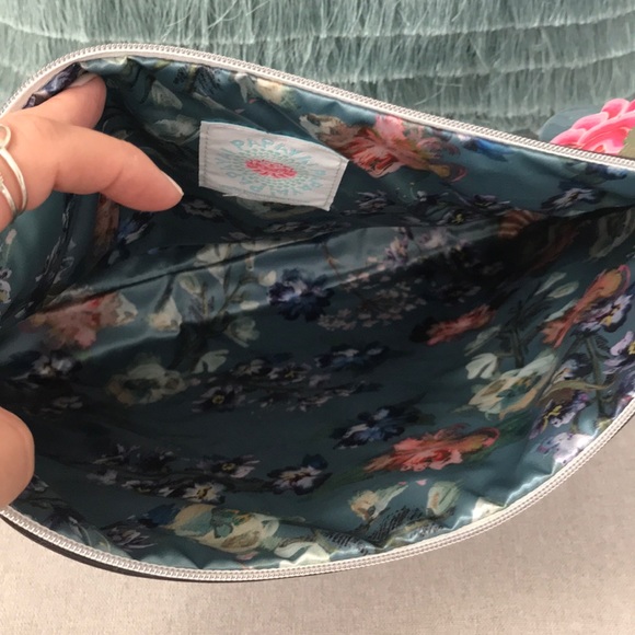 Papaya | Bags | Papaya Large Floral Pouch | Poshmark